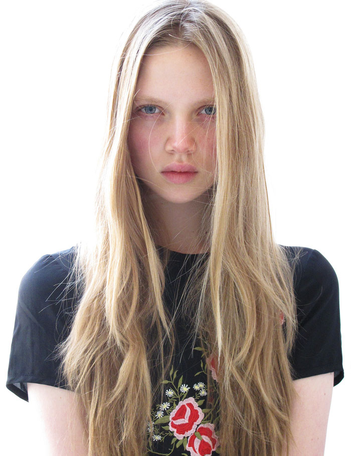 Top Newcomers S/S14: Holly Rose Emery – Of The Minute